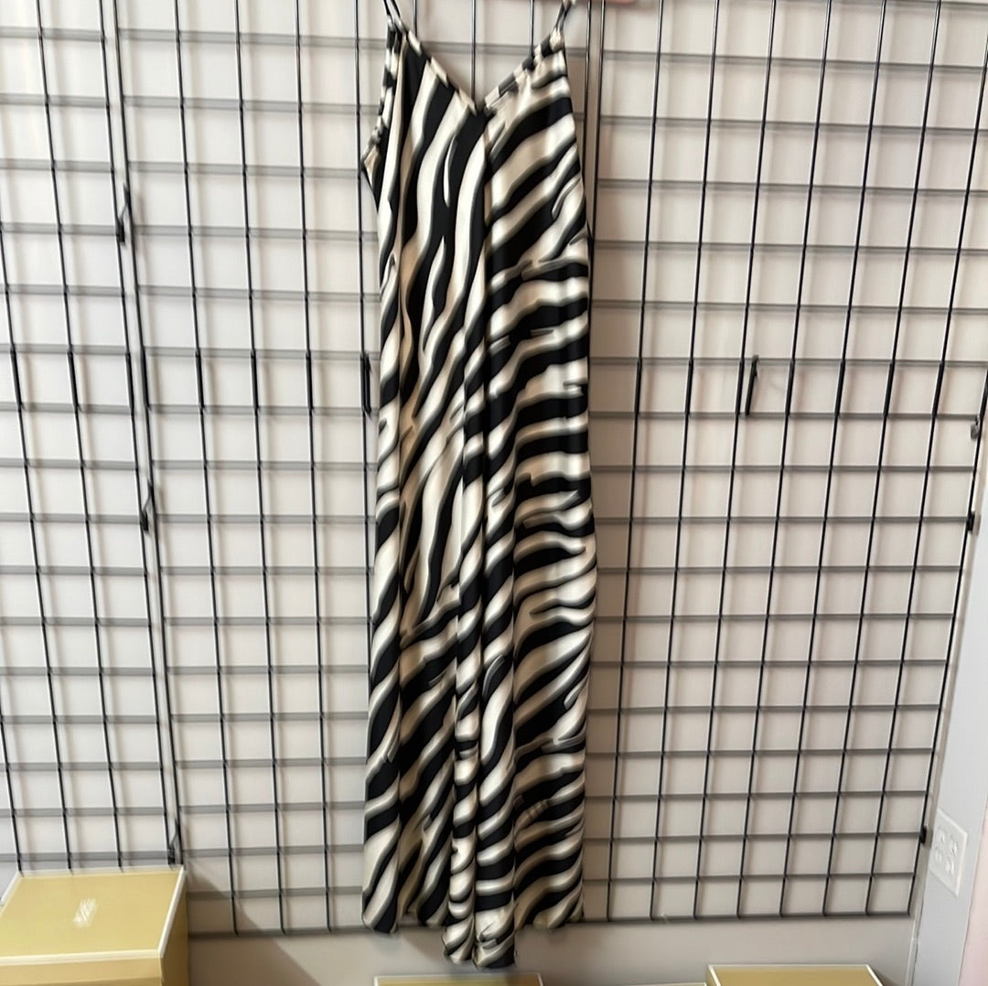 Pe22,2040 – La boutique virtuelle LaFlyee